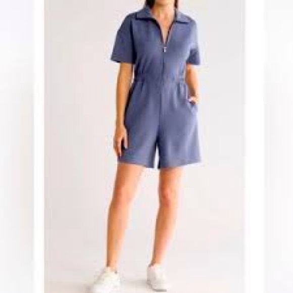 Yogalicious | Pants & Jumpsuits | Yogalicious Scuba Sarah Romper In ...